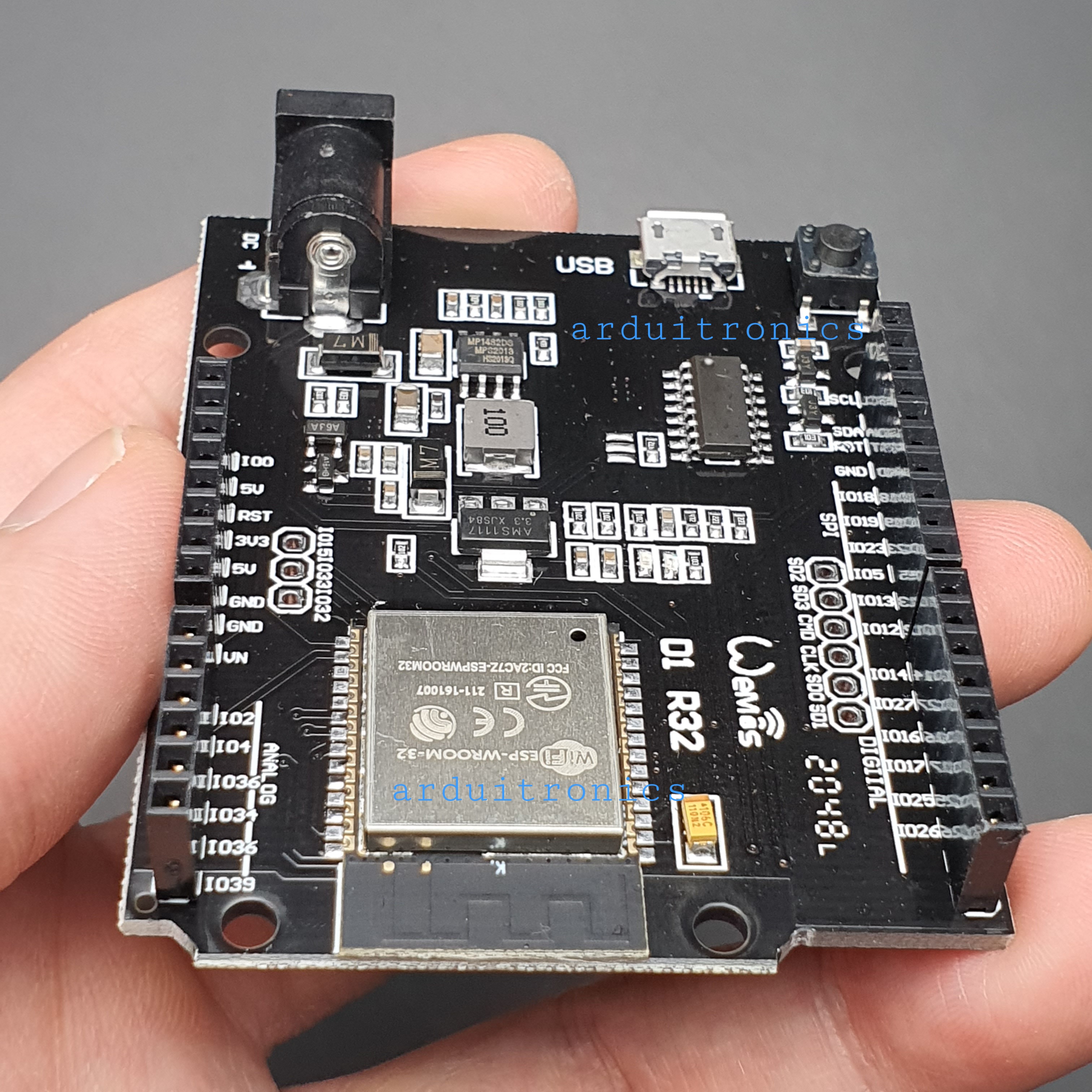 Wemos D1 Esp32 Wi Fi Bluetooth Uno บอร์ด Esp 32 Micro Arduino