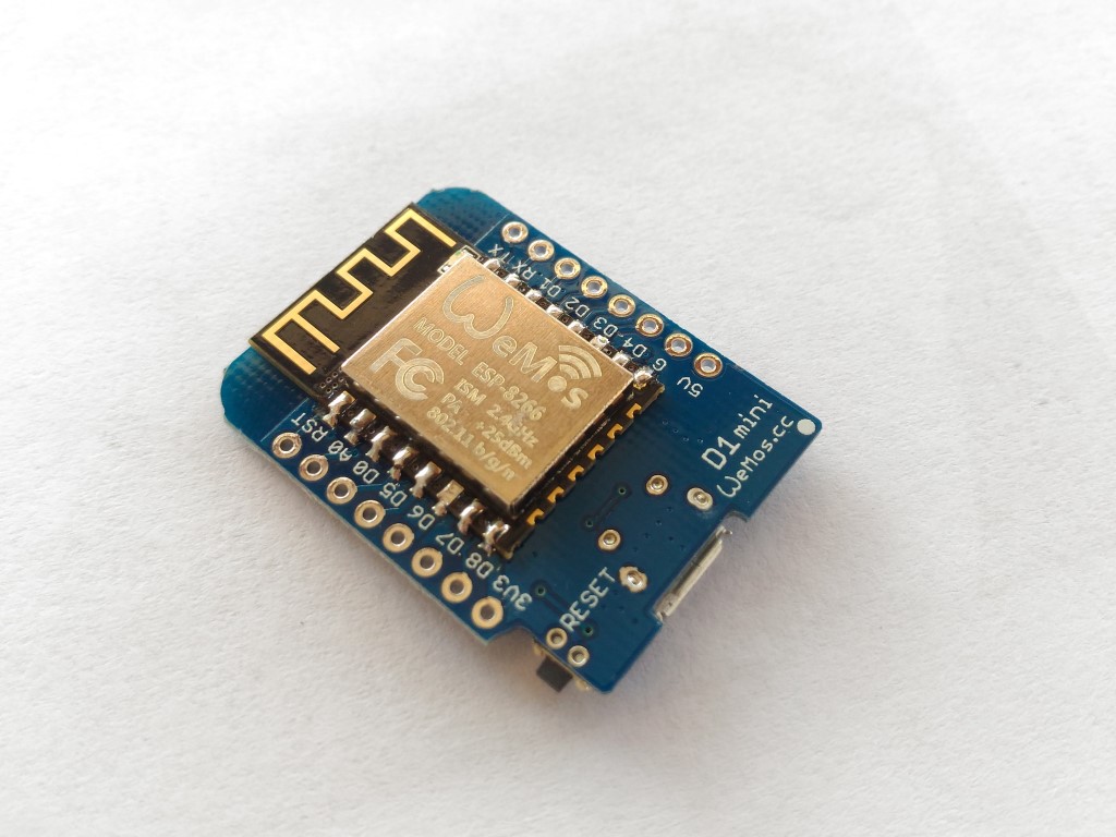 WeMos D1 Mini based on ESP-8266 + Free Pin Headers ( Micro USB ) - Arduino, Raspberry Pi ...